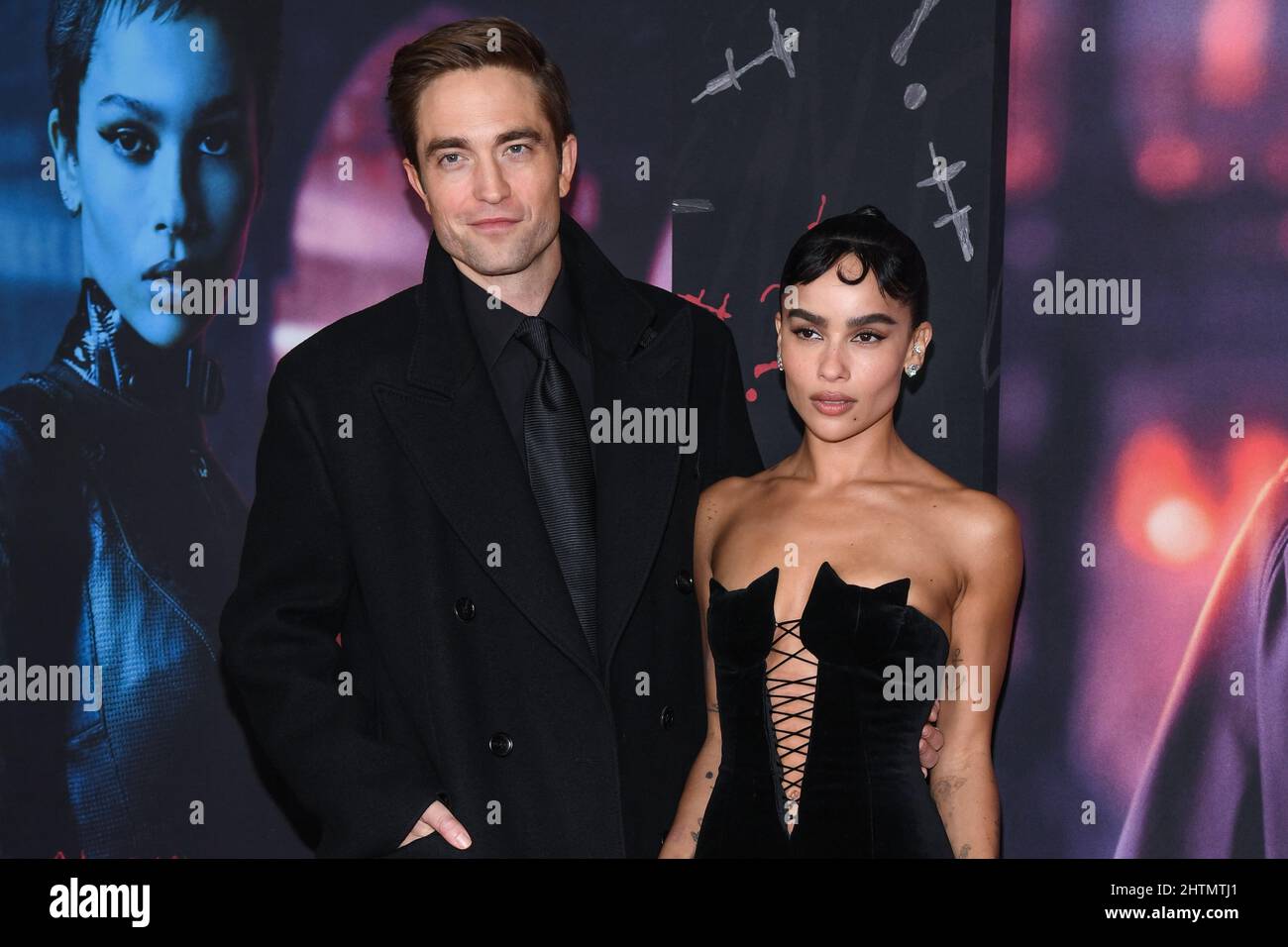 The batman robert pattinson zoe kravitz hi-res stock photography and ...