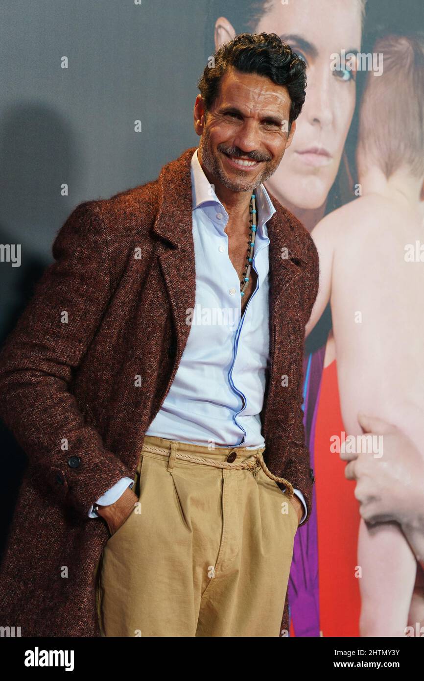Oscar higares attends the 'Ona Carbonell: Empezar De Nuevo' premiere at ...