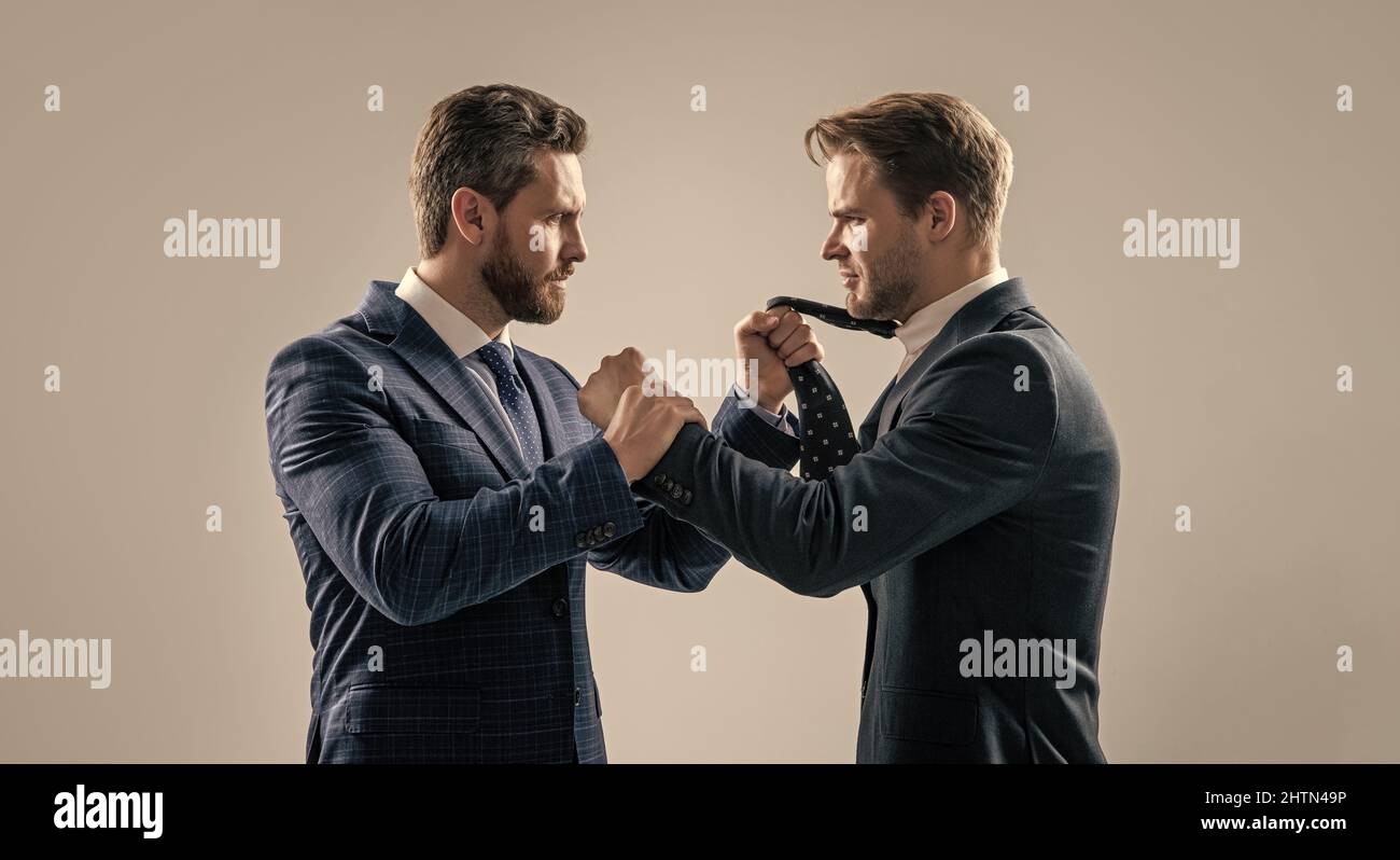 Two businessmen fighting hi-res stock photography and images - Alamy