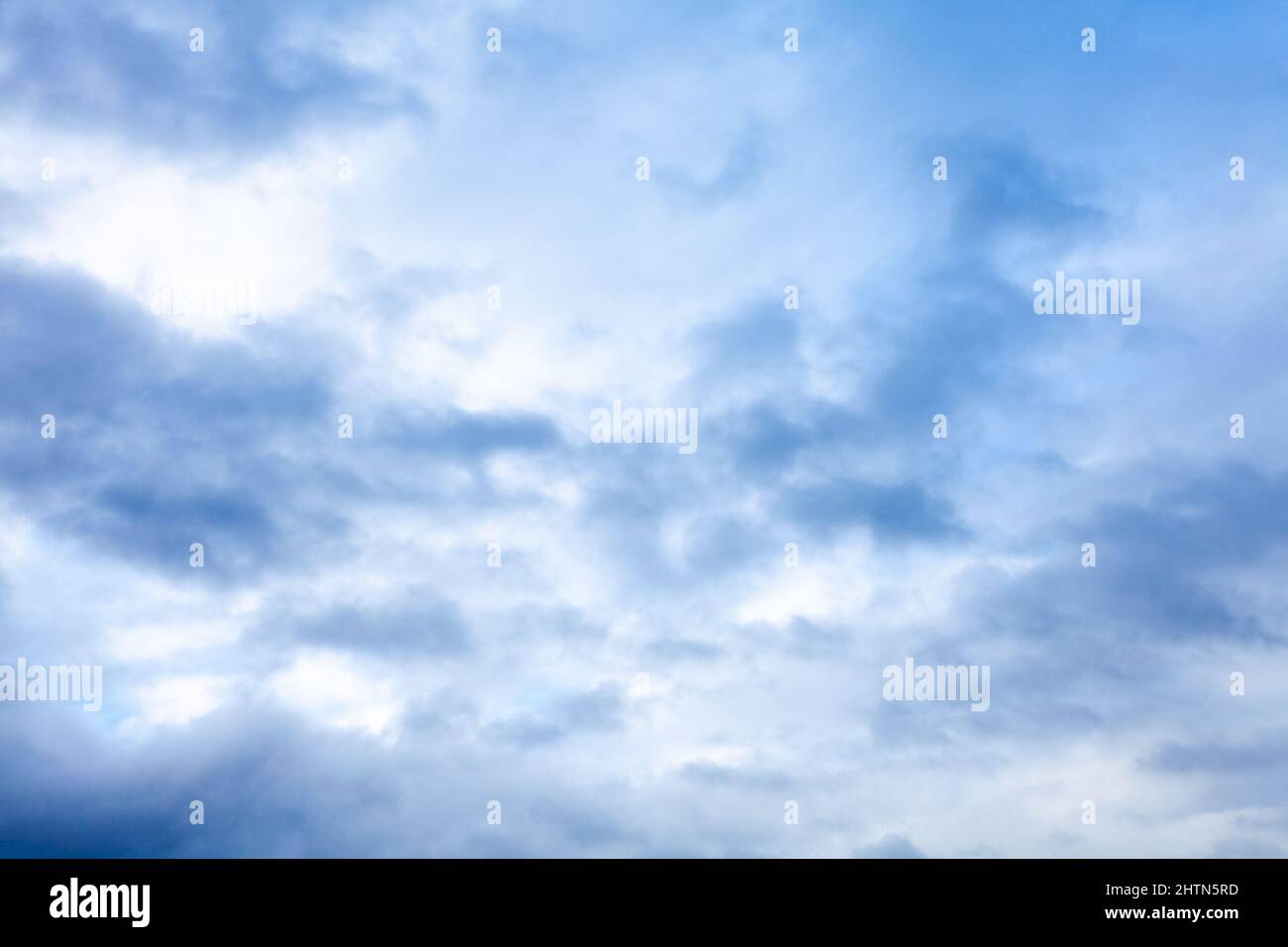 Abstract cloudy background hi-res stock photography and images - Alamy