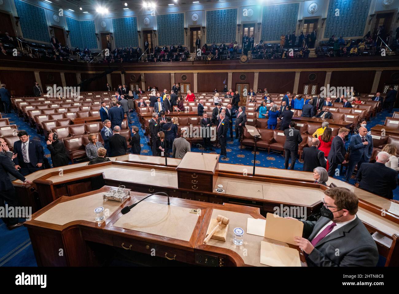 President biden speech podium hi-res stock photography and images - Alamy