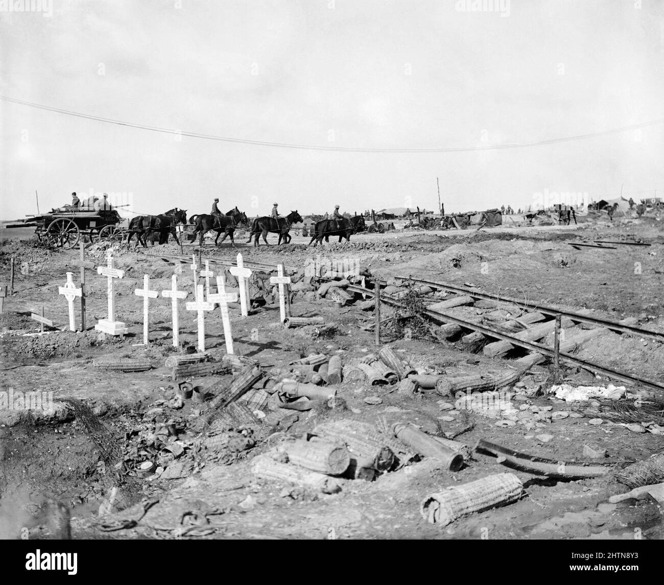 World war 1 graves hi-res stock photography and images - Alamy