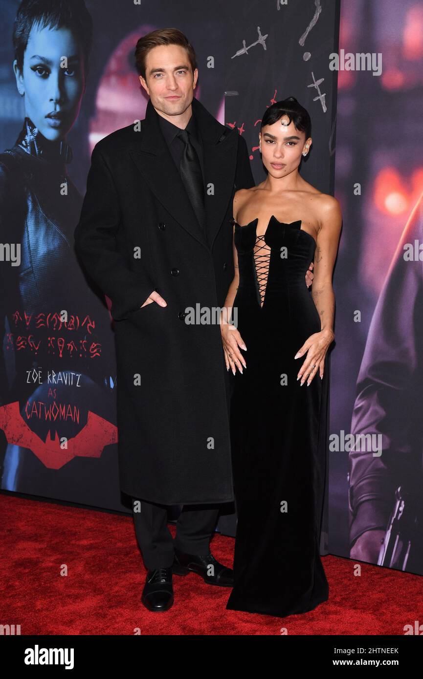 The batman robert pattinson zoe kravitz hi-res stock photography and ...