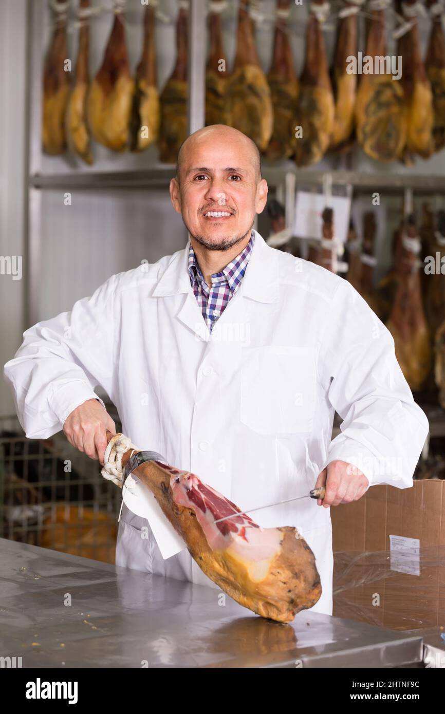 Cutting jamon hi-res stock photography and images - Alamy