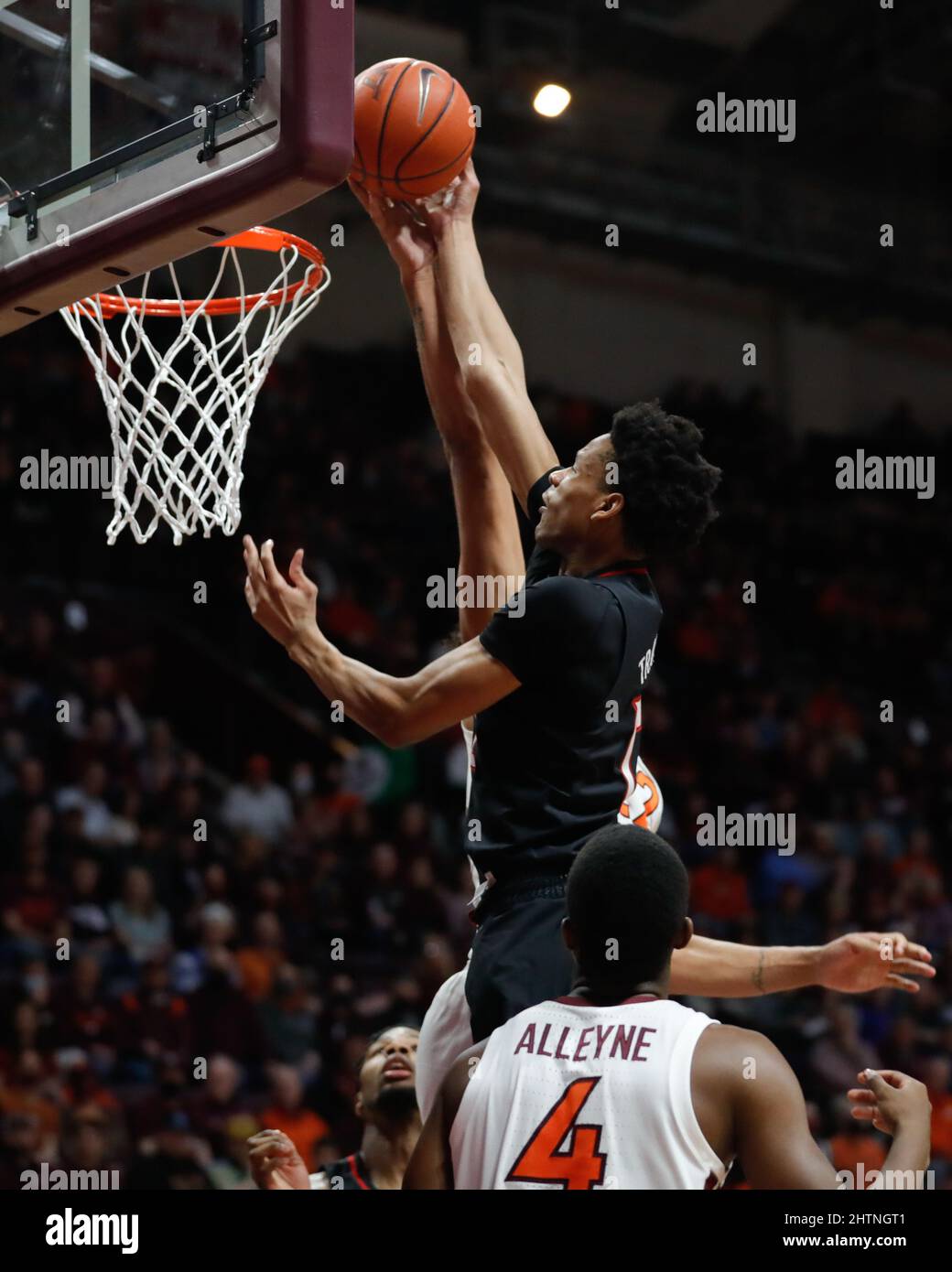 March 1, 2022: Louisville Cardinals forward JJ Traynor (12) is blocked ...