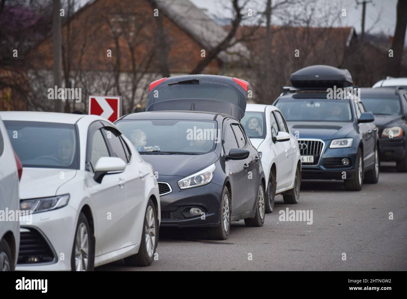 A queue of cars heading to the Shehyni checkpoint to cross the ...