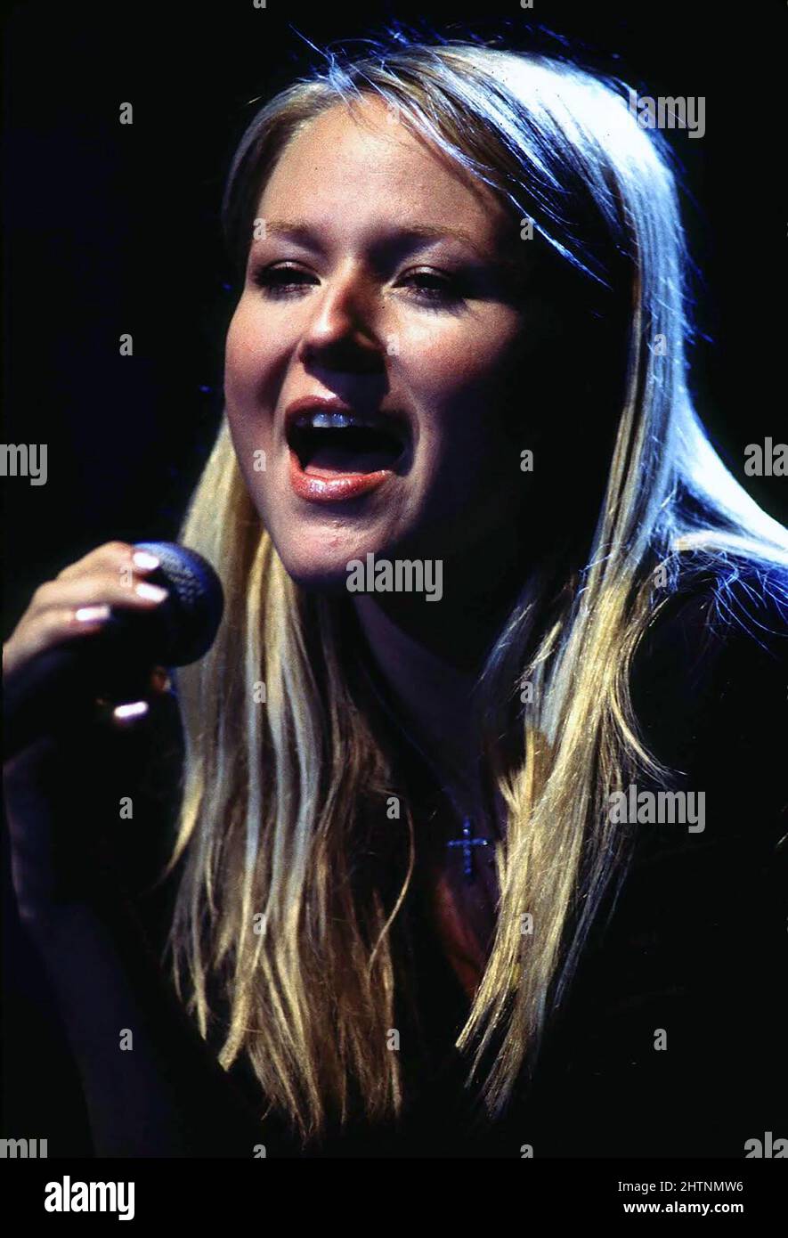 Singer jewel grammys hi-res stock photography and images - Alamy