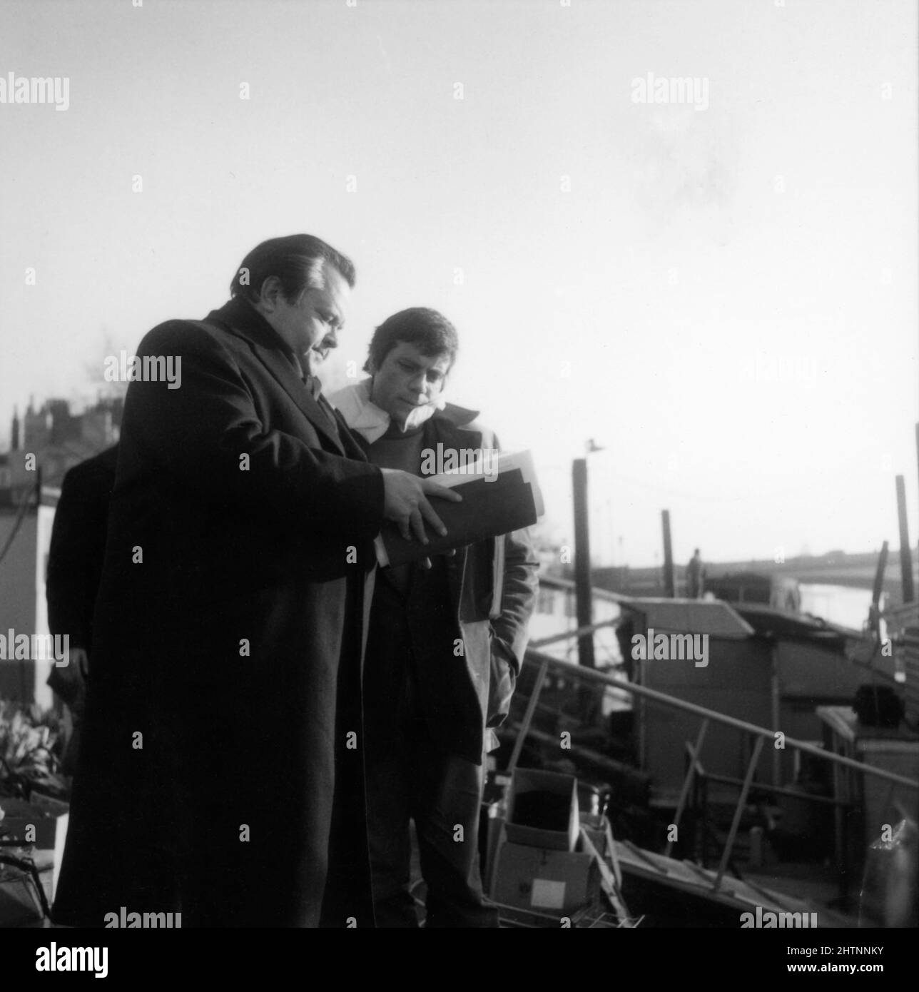 Oliver reed hi-res stock photography and images - Alamy