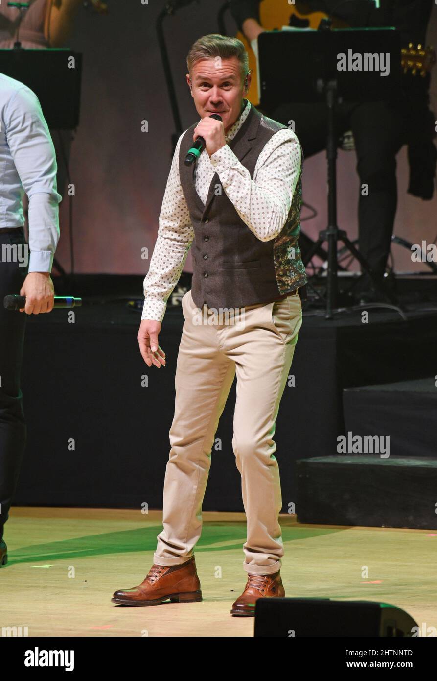 Atlanta, GA, USA. 1st Mar, 2022. Neil Byrne on stage for Celtic Thunder ...