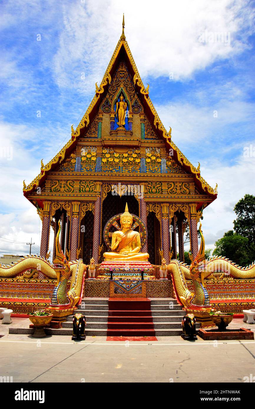 One of the many temples found in an urbanised area of Pattaya, Thailand ...