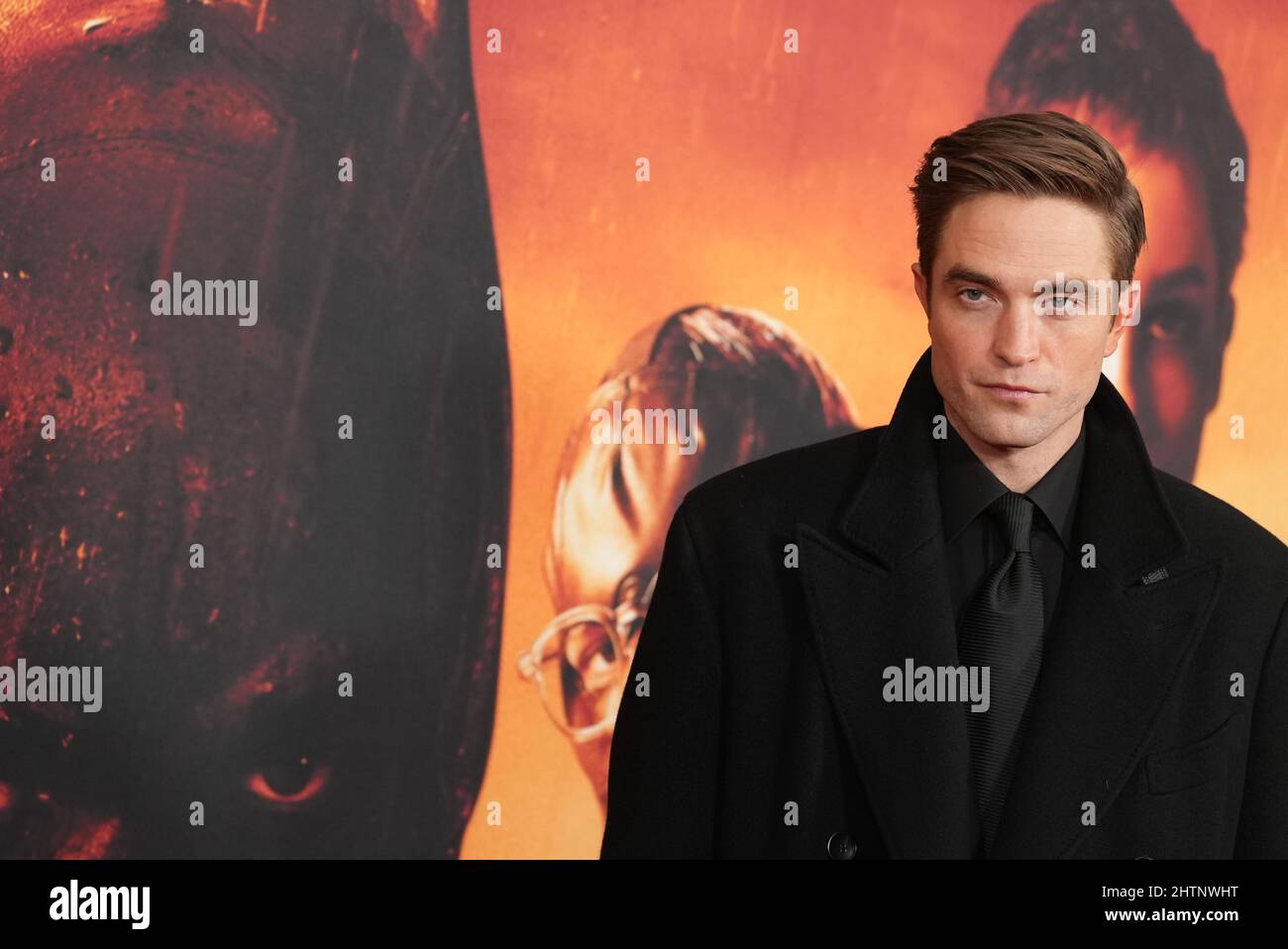 Robert pattinson batman hi-res stock photography and images - Alamy
