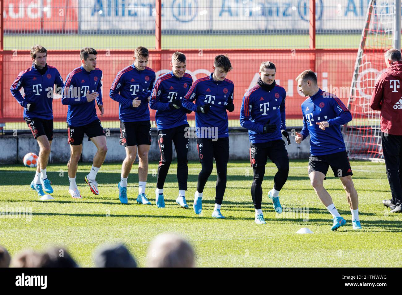 01 March 2022, Bavaria, Munich: Soccer: Bundesliga, first training ...