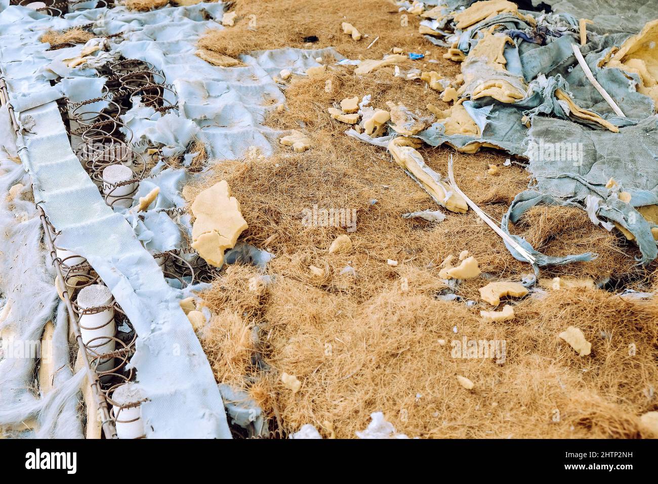 Old bed mattress hi-res stock photography and images - Alamy
