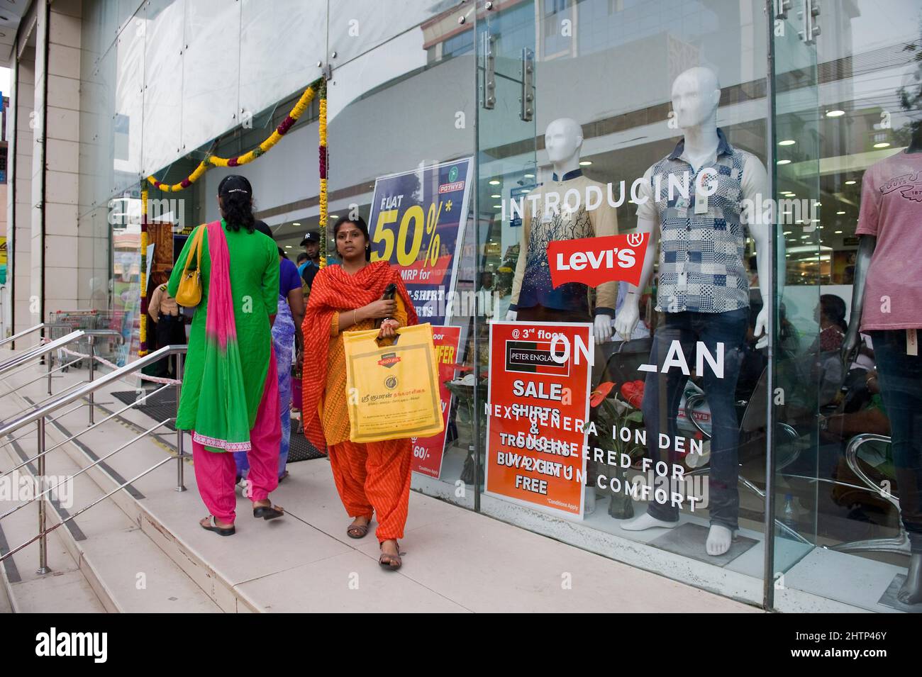 Pothys hi-res stock photography and images - Alamy