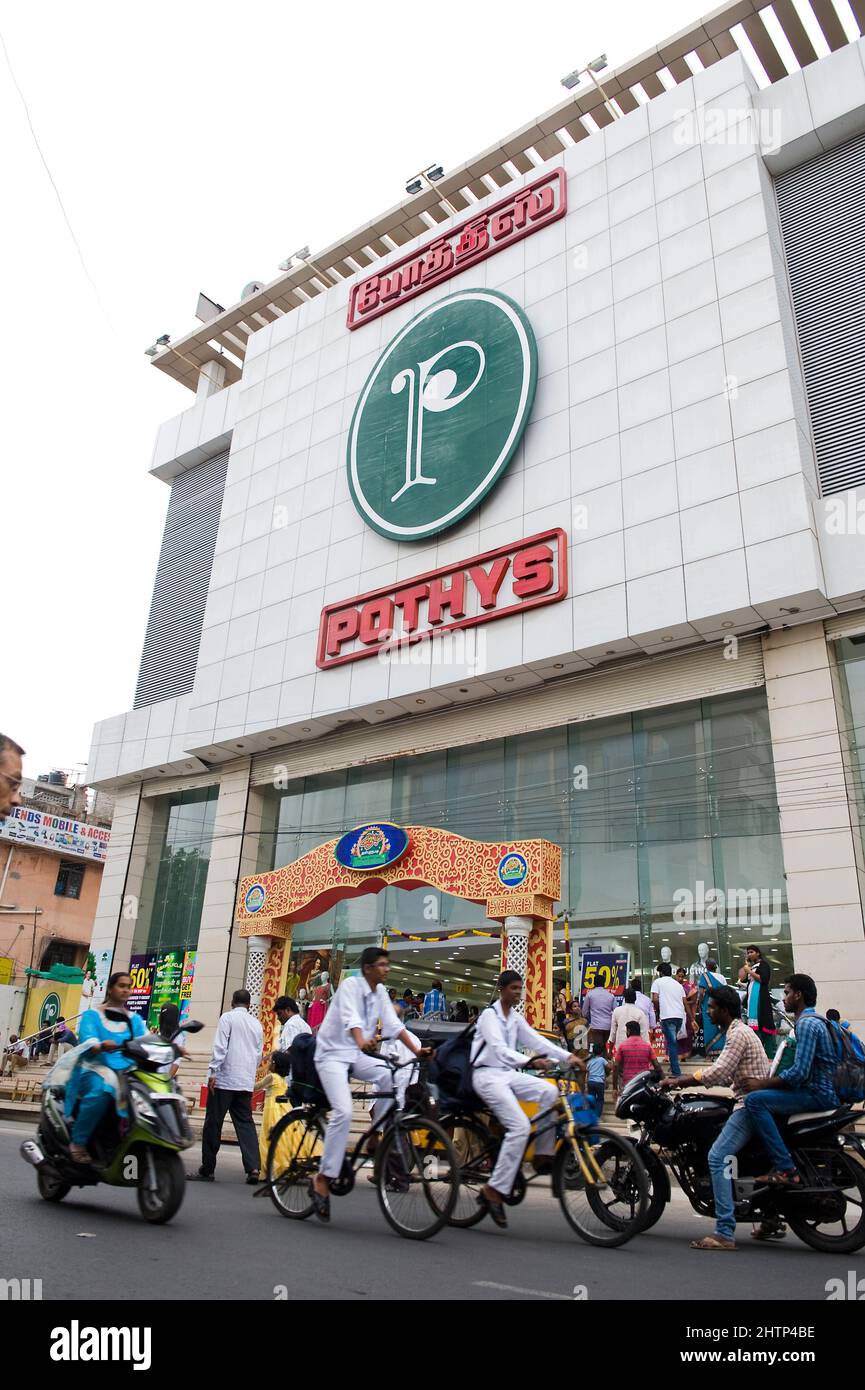 PONDICHERRY, India - July 2016: Pothys, the biggest shopping mall in ...
