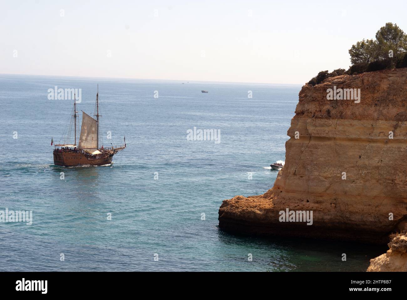 Old ship sailing in the sea under a bright sky Stock Photo - Alamy