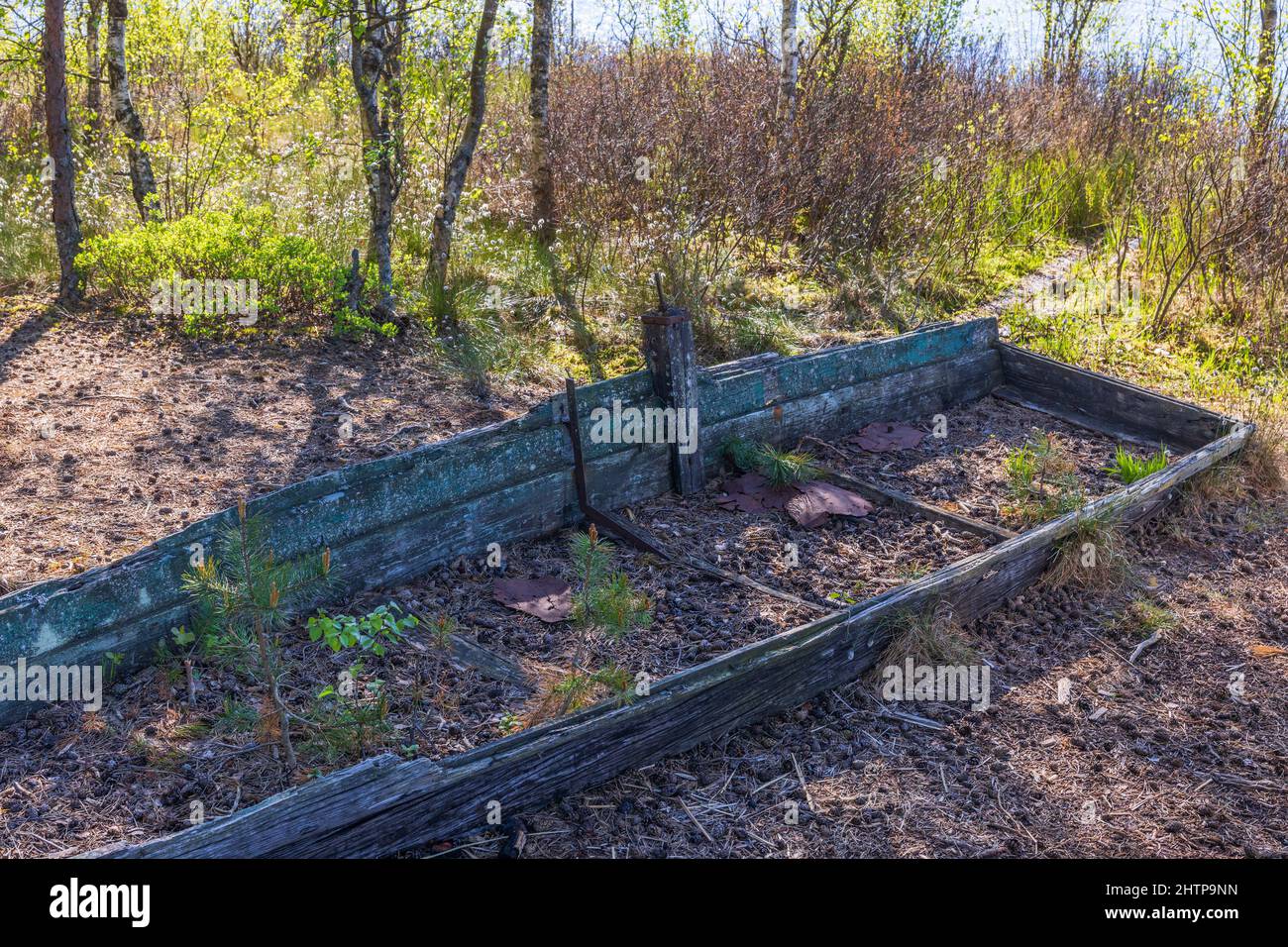Row land boat hi-res stock photography and images - Alamy
