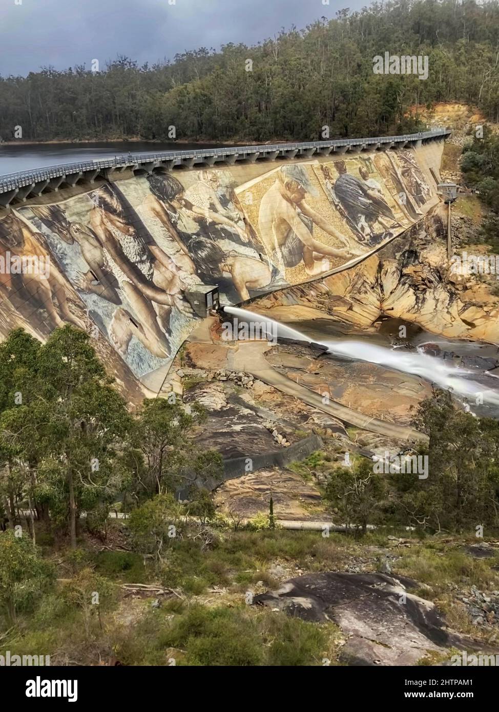 Vertical shot of Wellington Dam, Australia Stock Photo - Alamy
