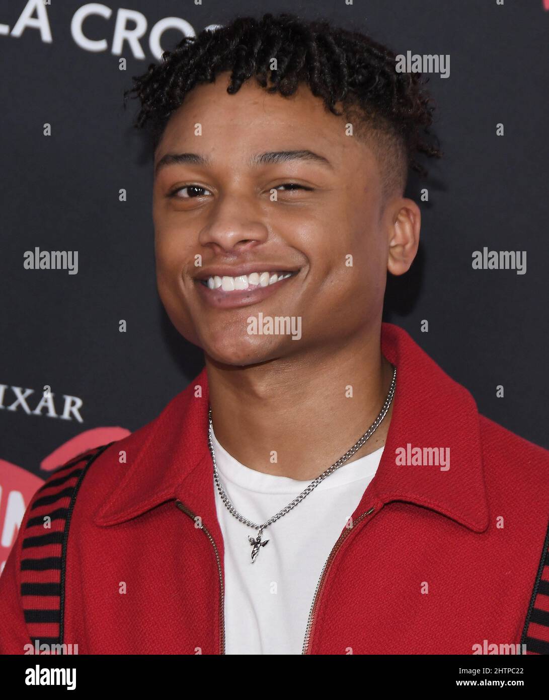 Los Angeles, USA. 01st Mar, 2022. Andre Swilley arrives at Disney's ...