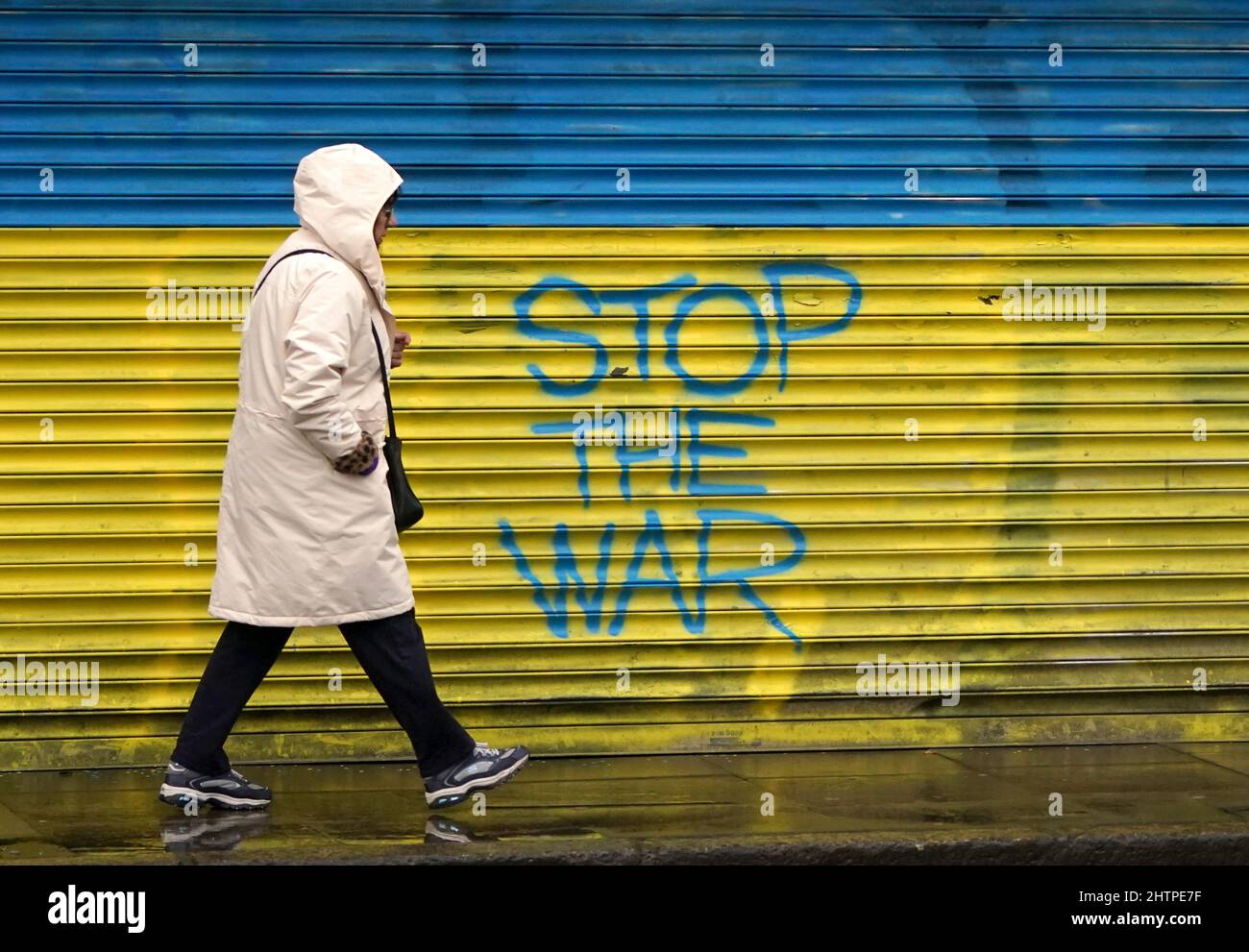Anti war graffiti hi-res stock photography and images - Alamy