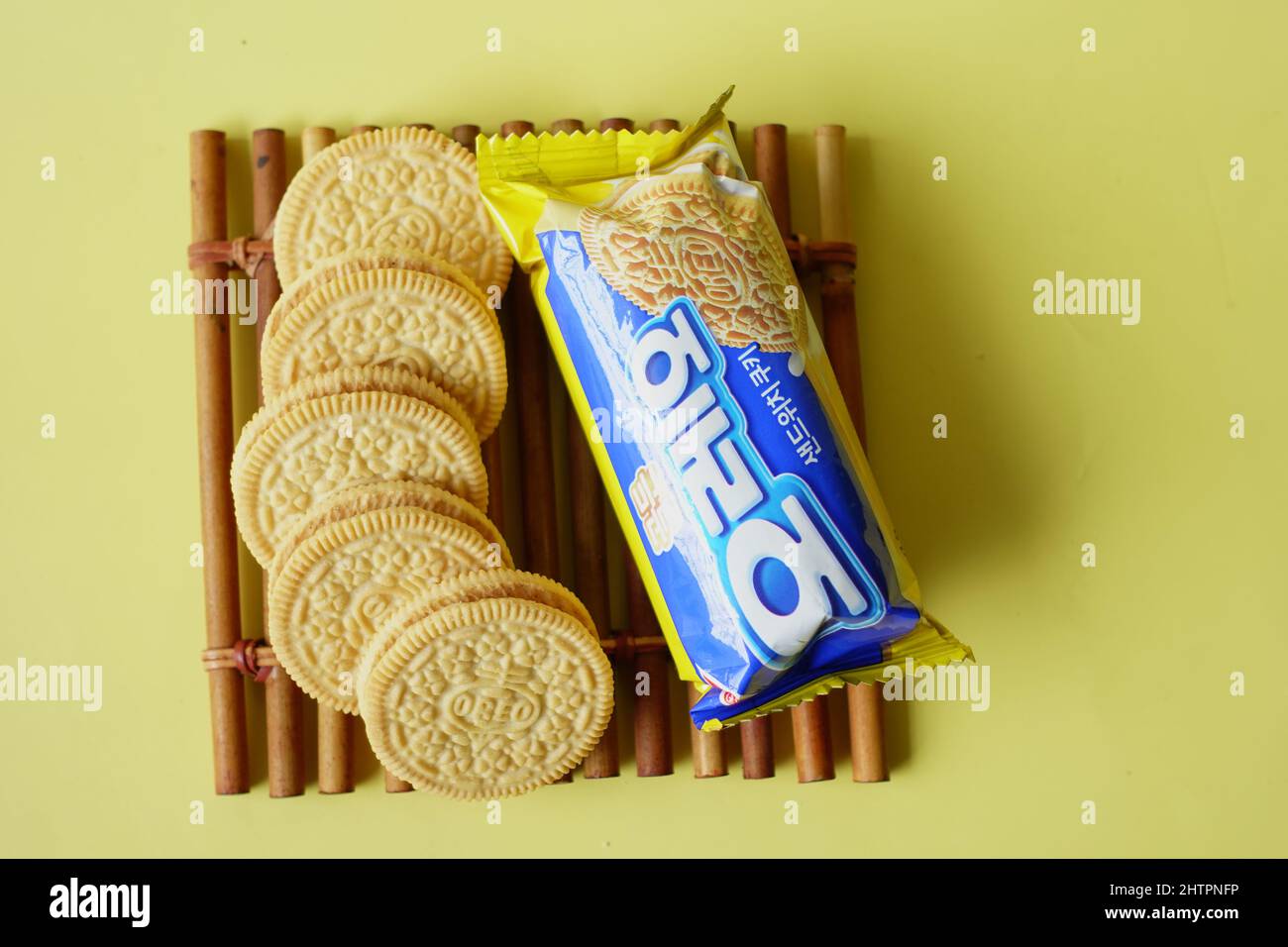dhaka bangladesh 23th may 2021. oreo chocolate biscuits on plate Stock ...