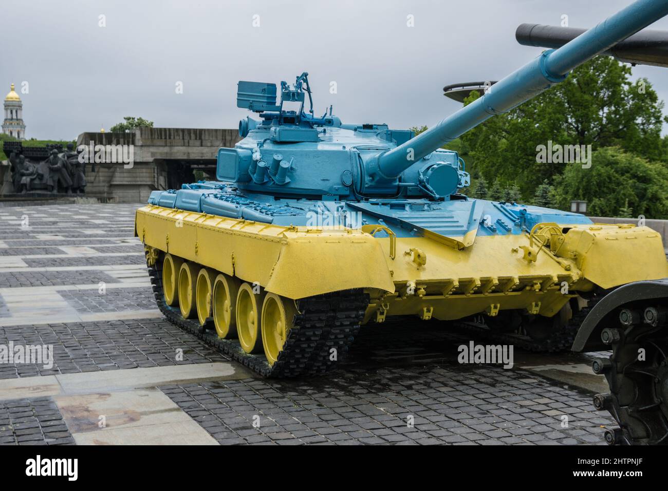 T64 tank hi-res stock photography and images - Alamy