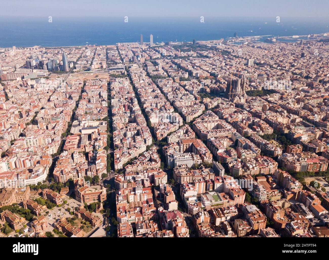 Night Walk Through One Of Barcelona’S Most Dangerous Districts – ZFCZBQ