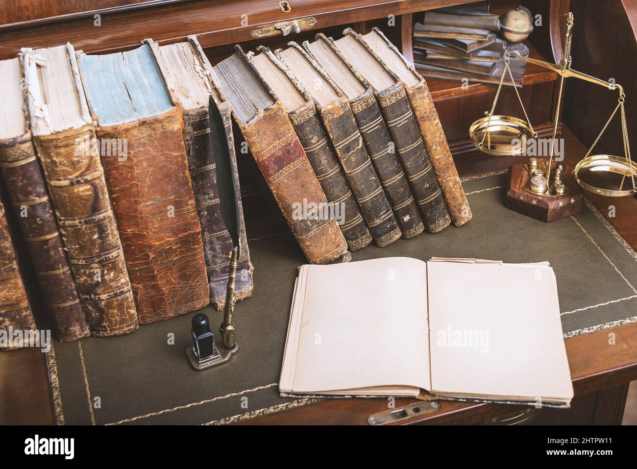 Civil case courtroom hi-res stock photography and images - Alamy