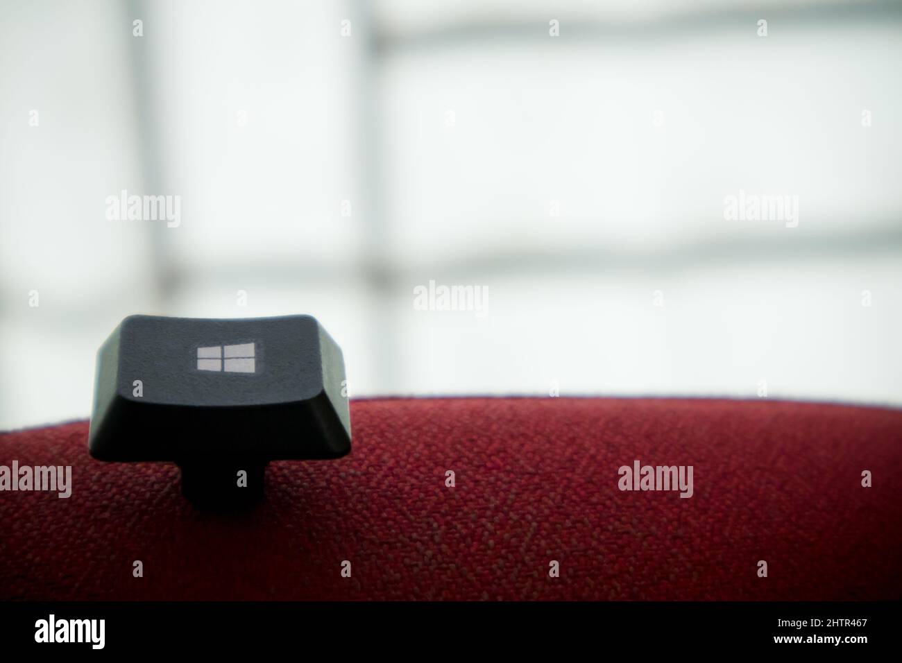 Microsoft windows logo key hi-res stock photography and images - Alamy