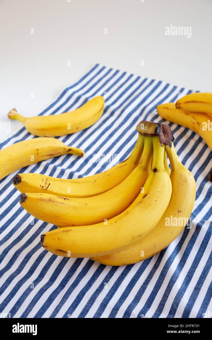 Raw Organic Bananas on cloth, side view Stock Photo - Alamy