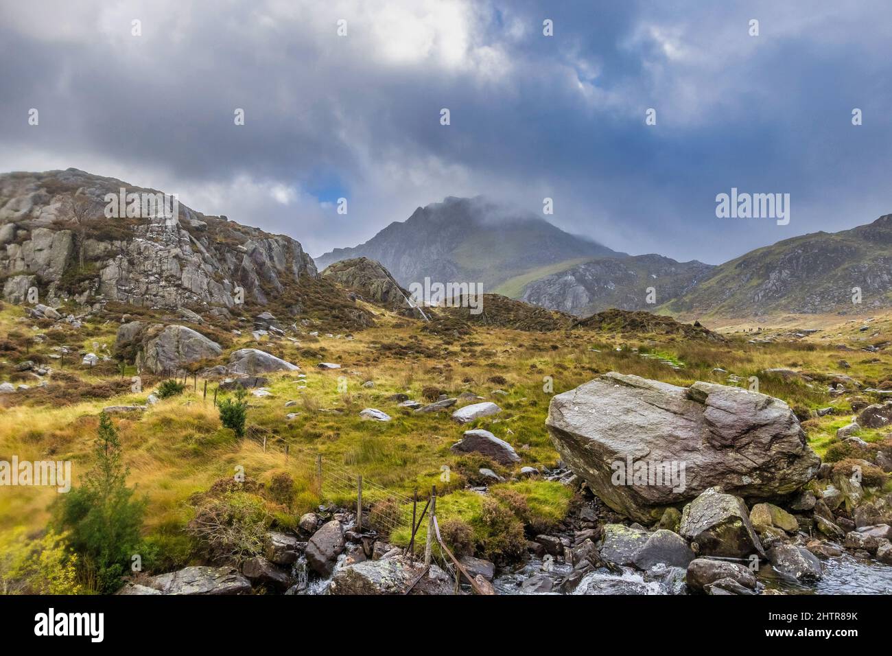 Beautiful Landscape with Tryfan, Snowdonia National Park, North Wales ...