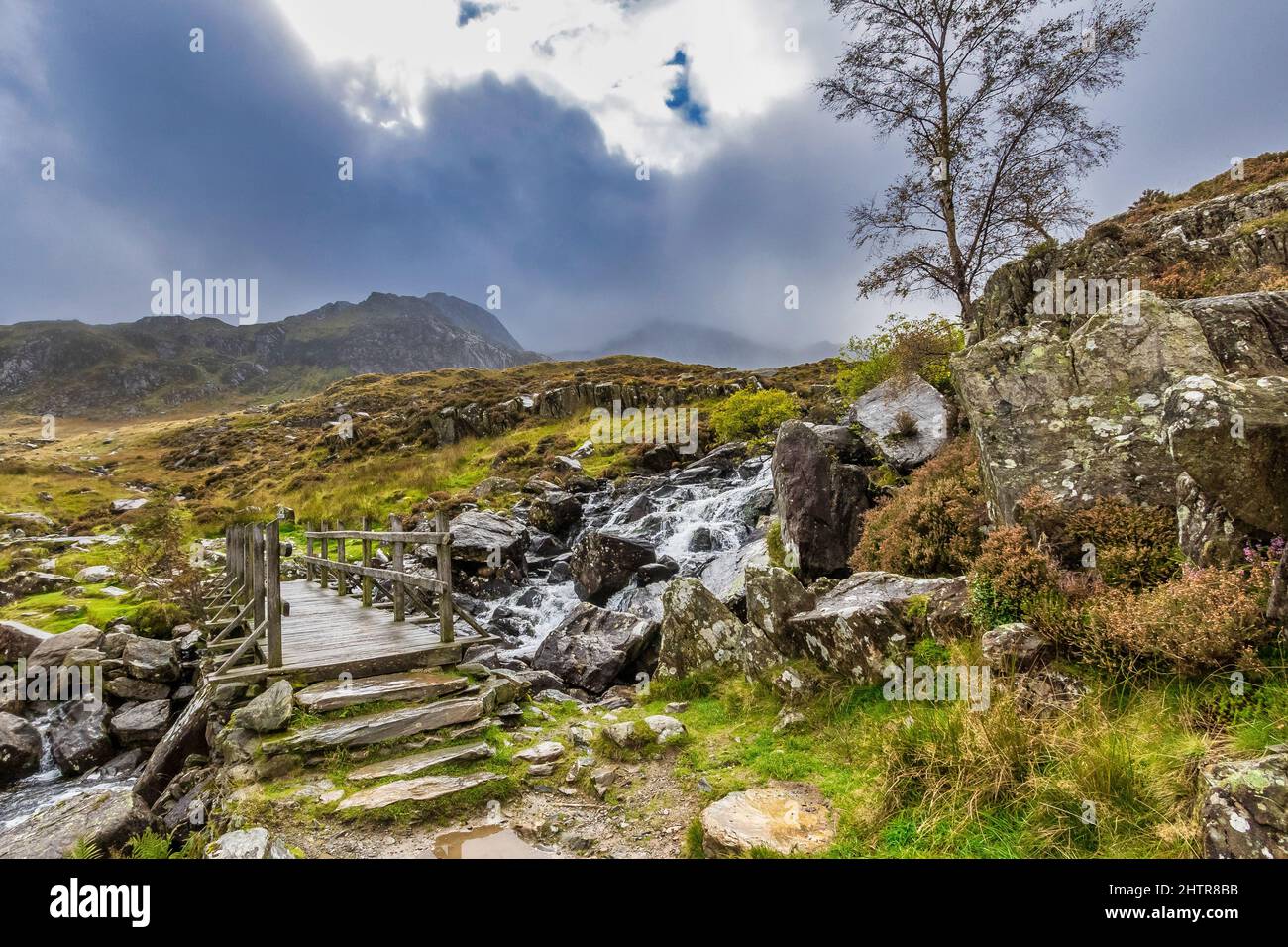 Waterfall capel curig bridge hi-res stock photography and images - Alamy