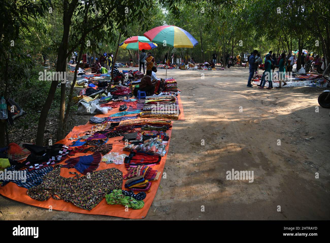 Open air stalls of the Sonajhuri haat near Santiniketan, Bolpur in the ...