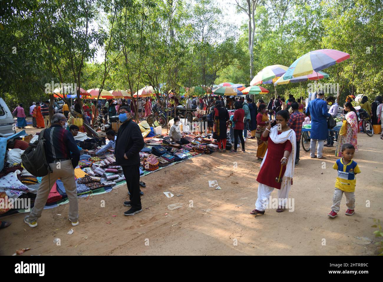 Open air stalls of the Sonajhuri haat near Santiniketan, Bolpur in the ...