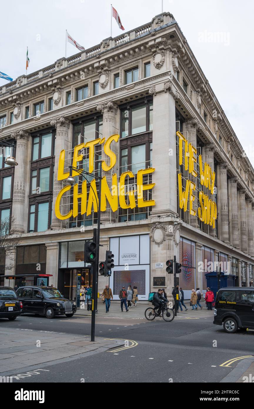 Exterior of Selfridges department store at the corner of Oxford Street ...