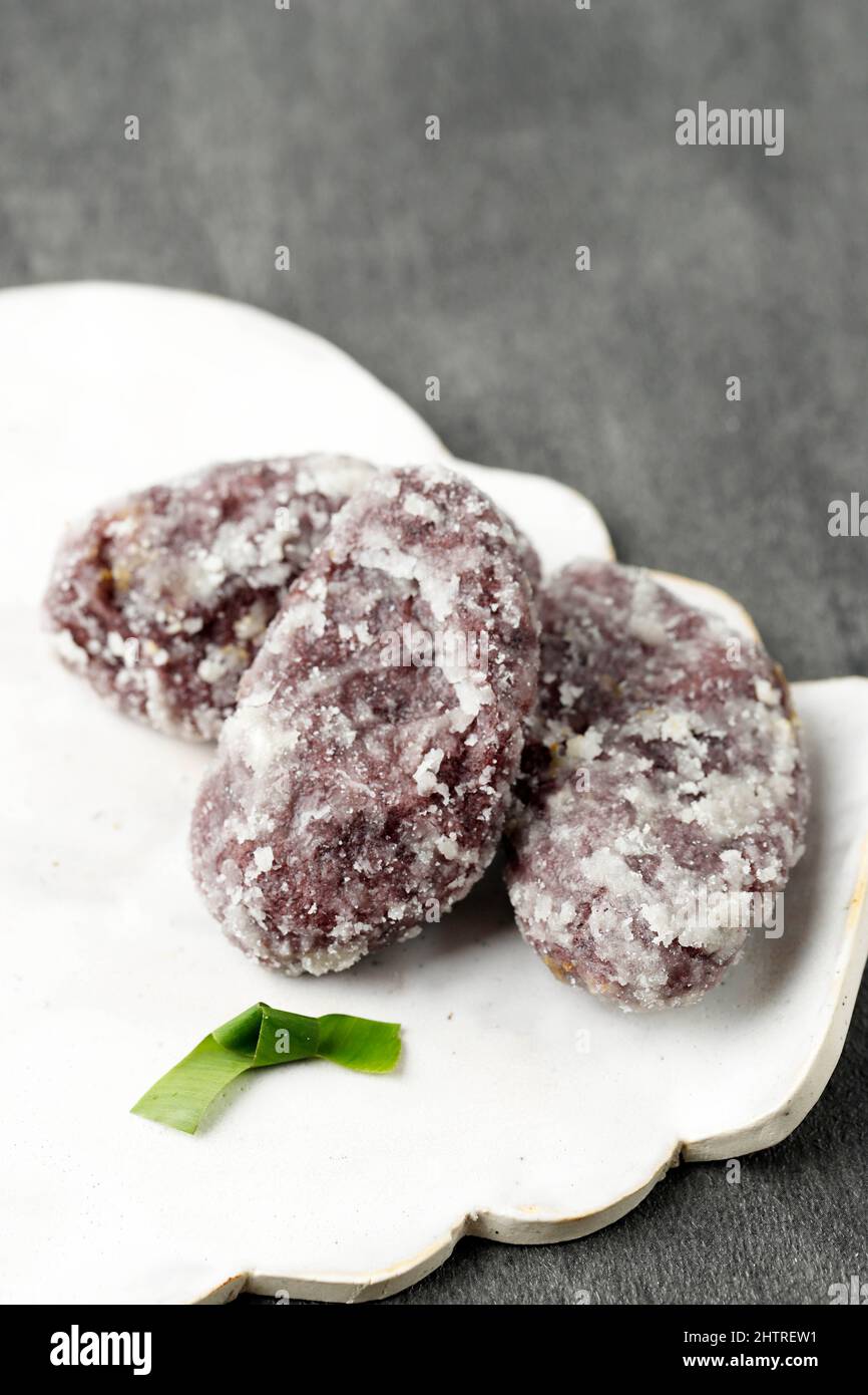 Kue Getas, Indonesian Traditional Cake made from Black Sticky Rice ...