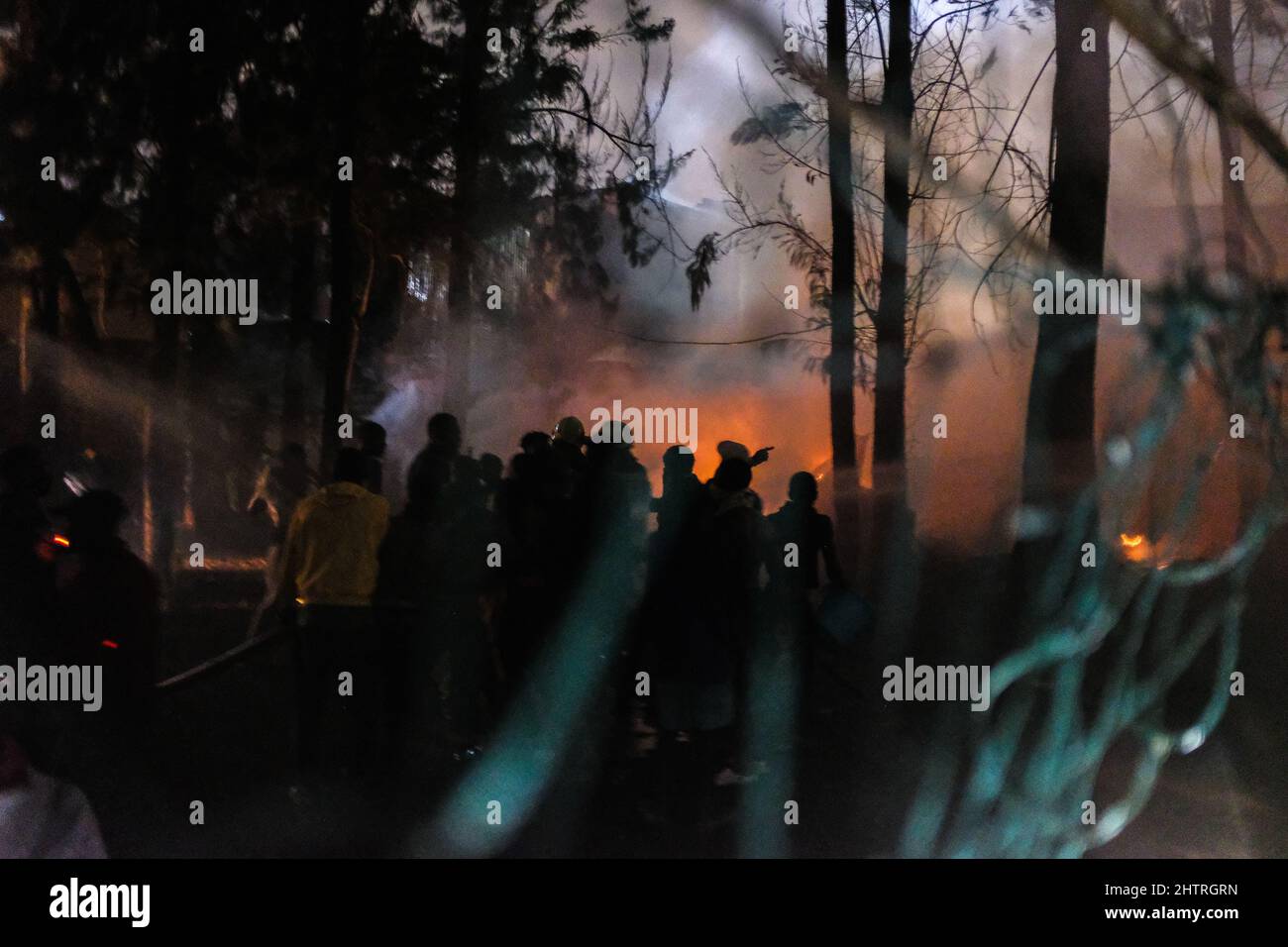 Nairobi city county fire fighters hi-res stock photography and images ...
