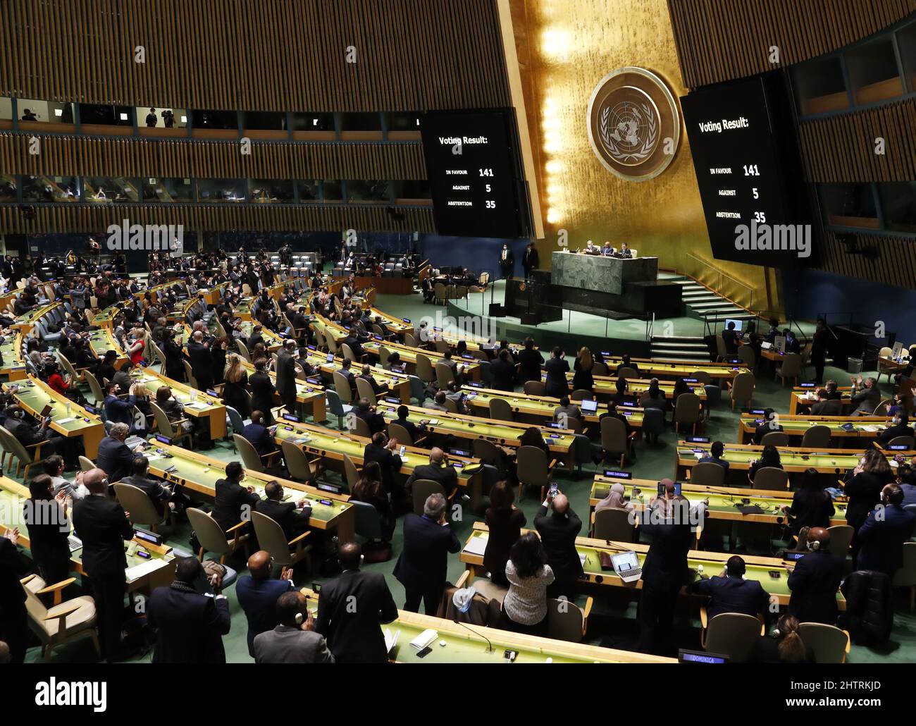 March 2 united nations general vote hi-res stock photography and images ...
