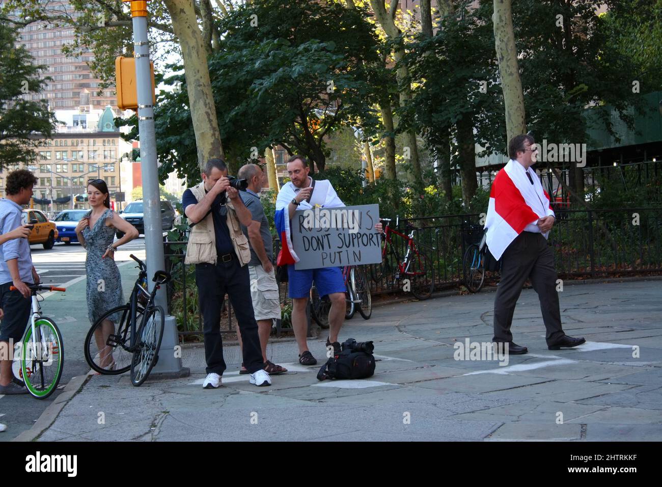 Russian army go home sign hi-res stock photography and images - Alamy
