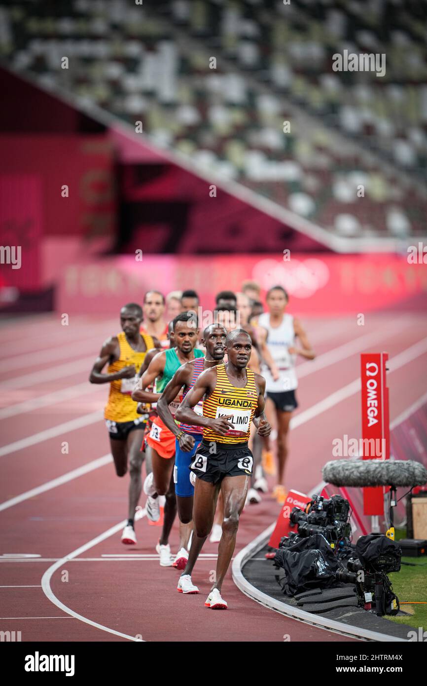 Jacob Kiplimo participating in the 2020 Tokyo Olympics in the 5000m ...