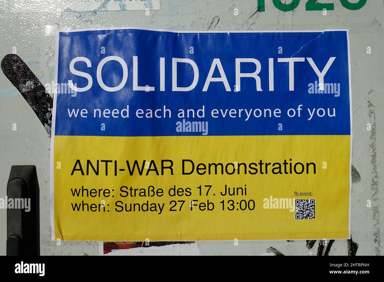 Poster against the war in Ukraine Stock Photo - Alamy