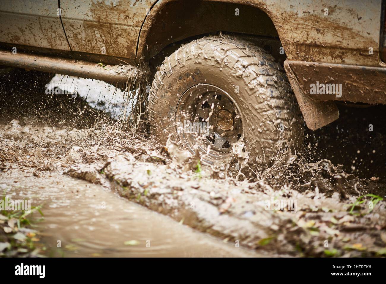 Off road extreme expedition adventure hi-res stock photography and ...