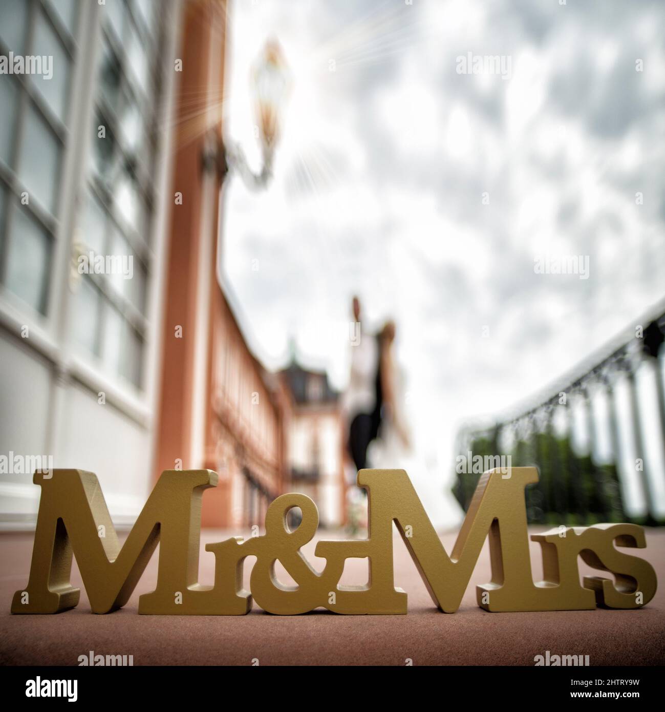 Mr block hi-res stock photography and images - Alamy