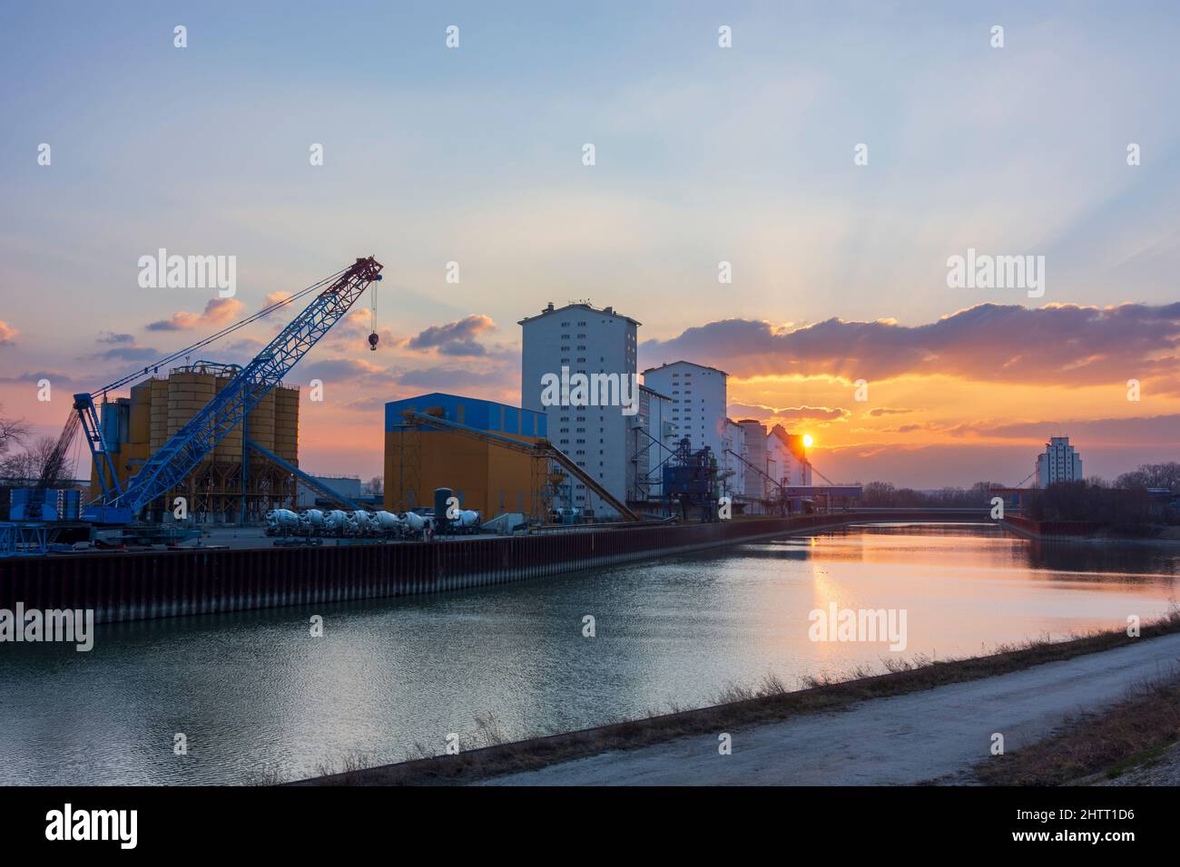 Wien, Vienna: port Alberner Hafen, warehouses in 11. Simmering, Wien ...