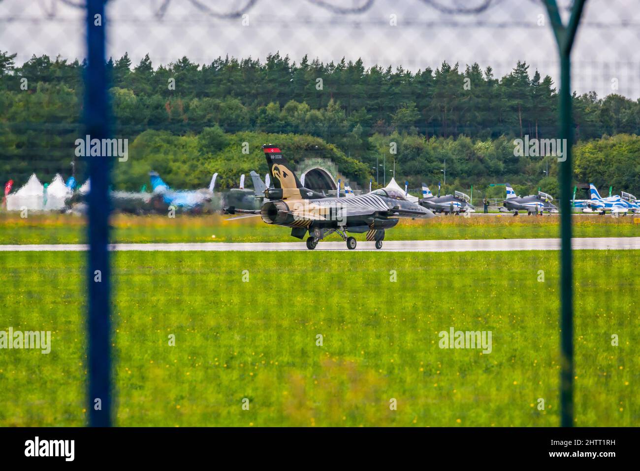 Tai f 16c hi-res stock photography and images - Alamy