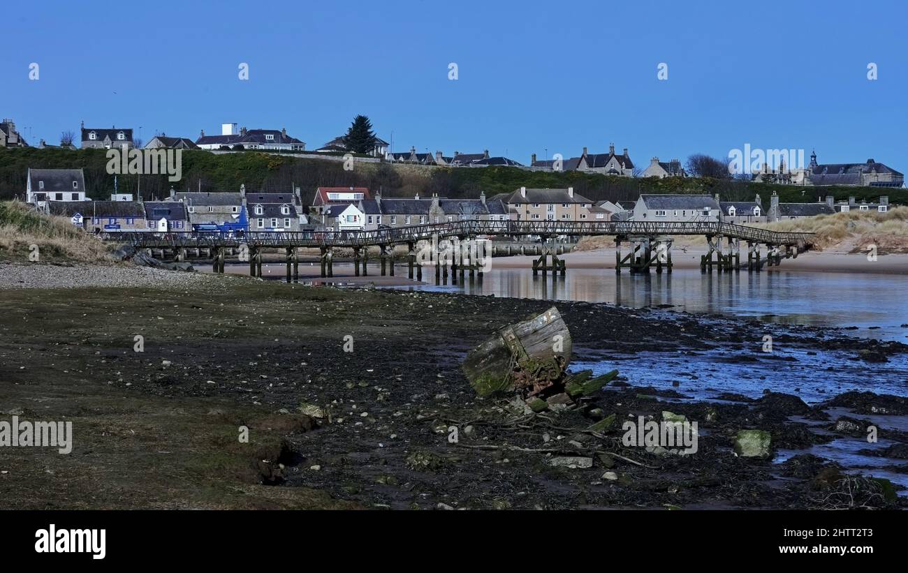 Lossiemouth beach bridge hi-res stock photography and images - Alamy