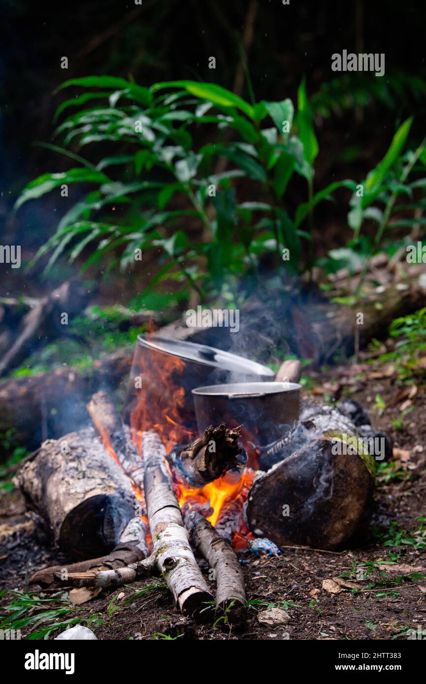 Cooking pots coal pots metal hi-res stock photography and images - Alamy