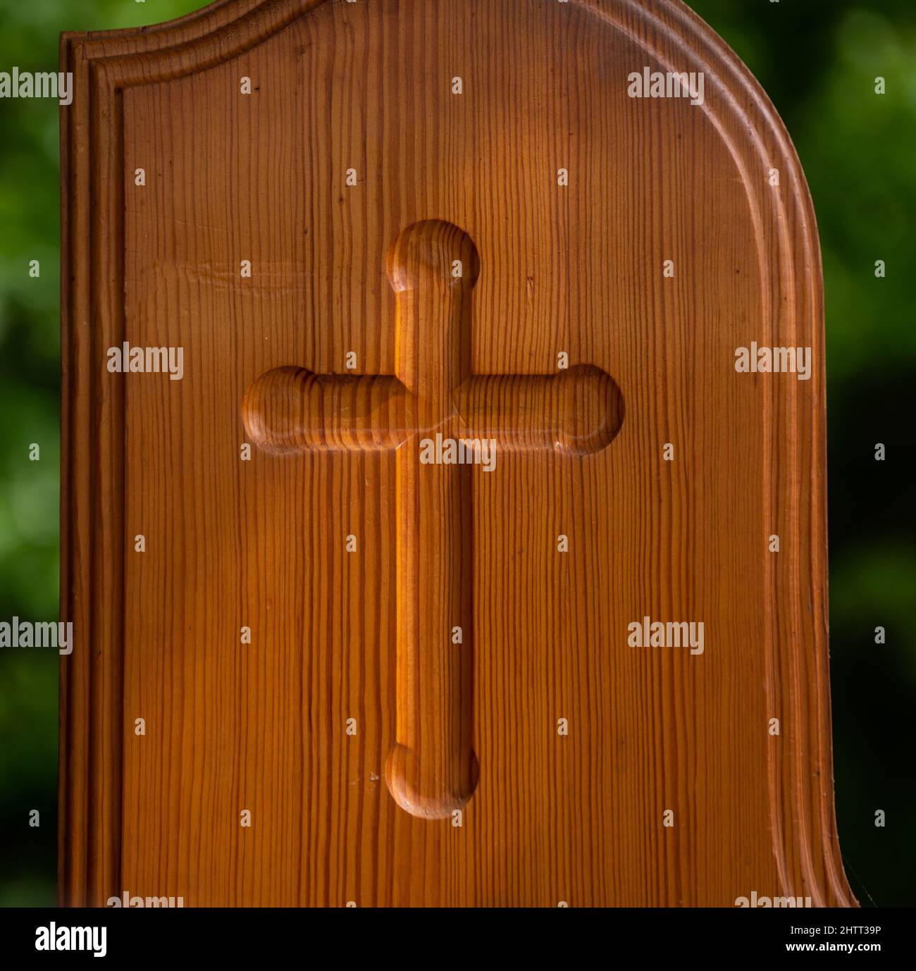 Church pew in sunlight hi-res stock photography and images - Alamy