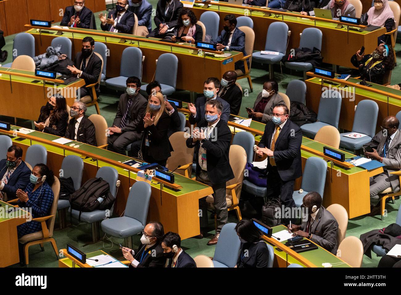 March 2 united nations general vote hi-res stock photography and images ...