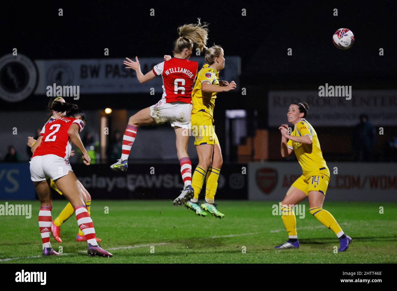 Leah williamson arsenal 2022 hi-res stock photography and images - Alamy
